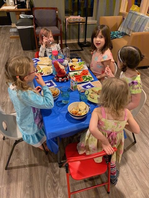 Eating Together – Linden Cohousing